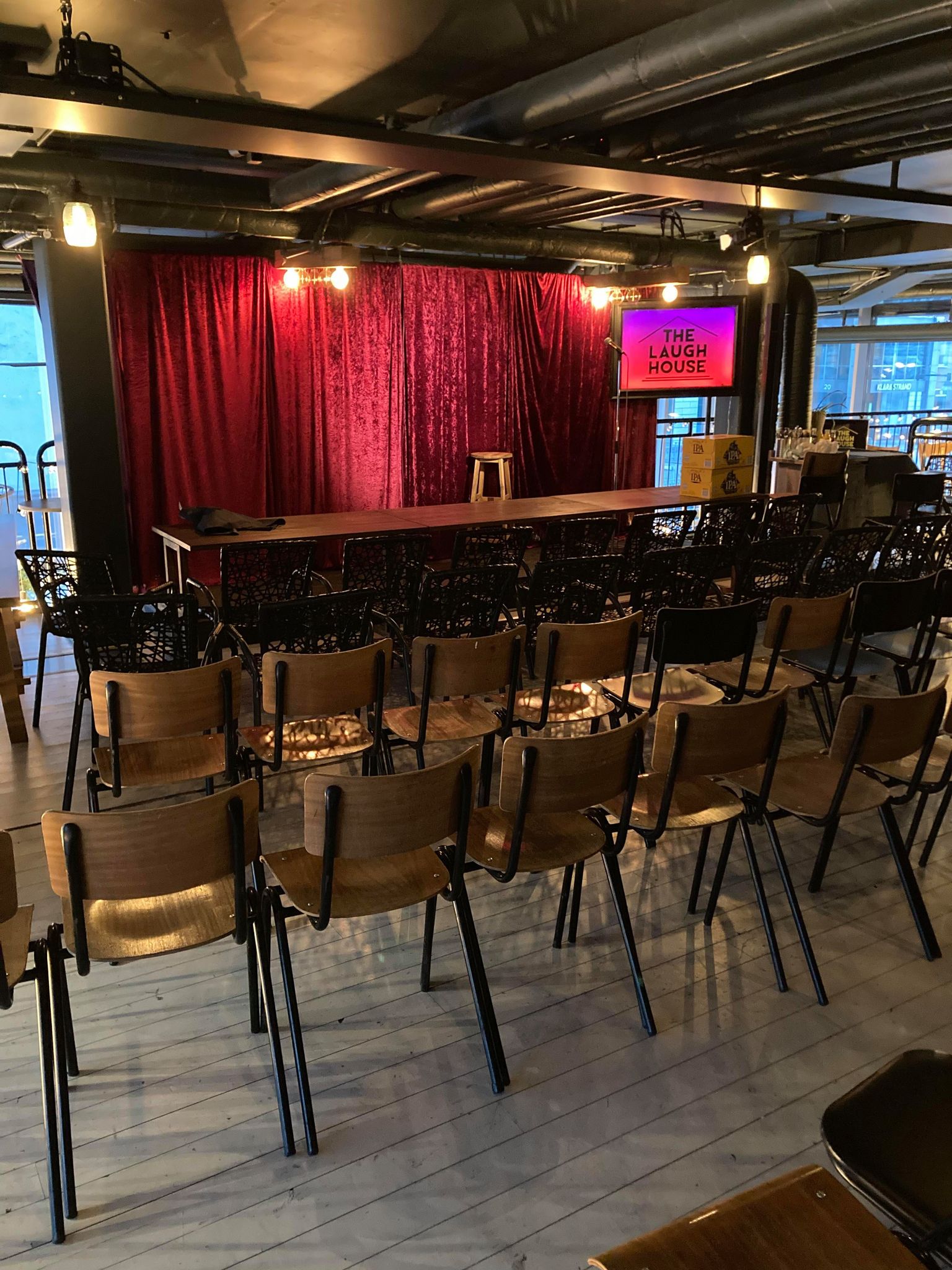 About Us – The Laugh House Comedy Club
